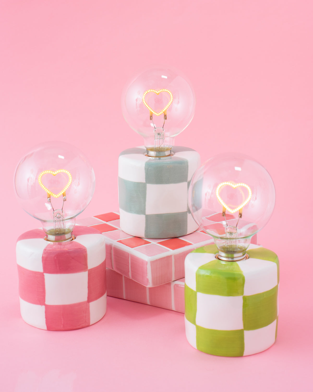 Checkered Heart LED Lamp – Kitsch & Color