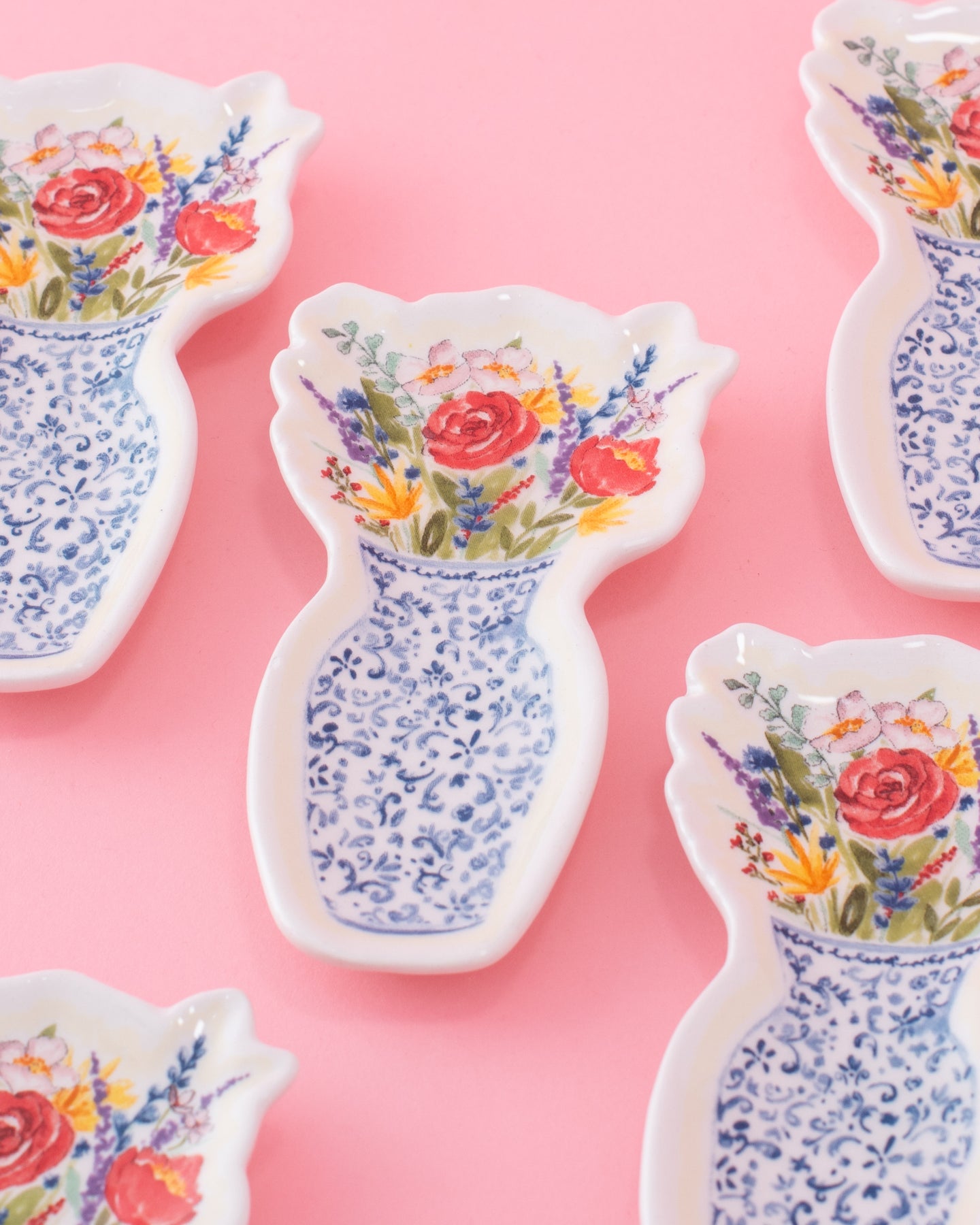 Decor – Kitsch & Color